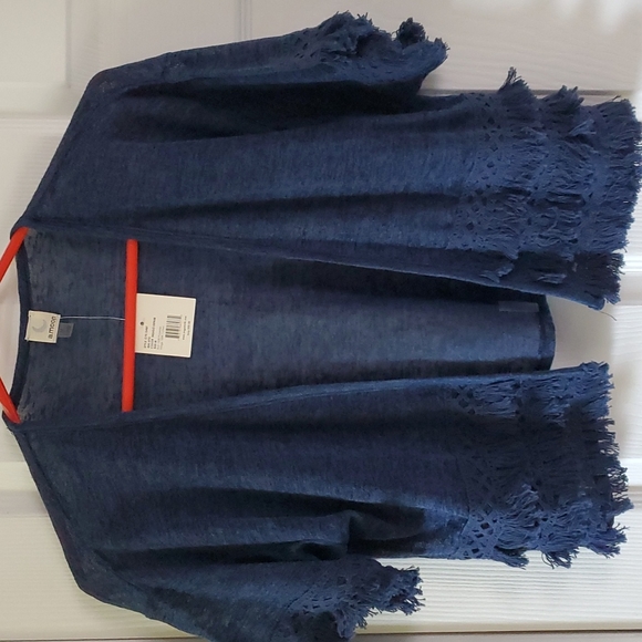 august silk | Tops | August Silk | Poshmark